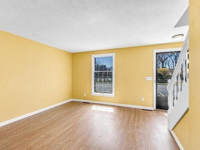 condo with 2 bedroom, Agawam MA ES102922920