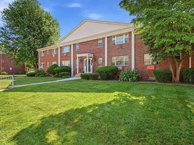 condo with 2 bedroom, Agawam MA ES103709779
