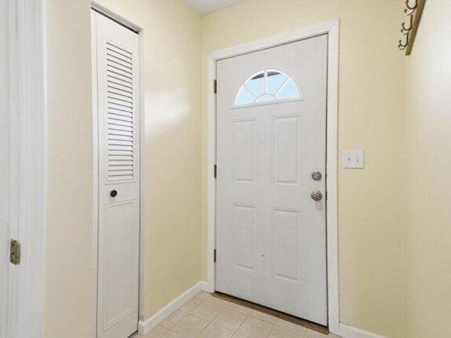 condo with 2 bedroom, Agawam MA ES104720978