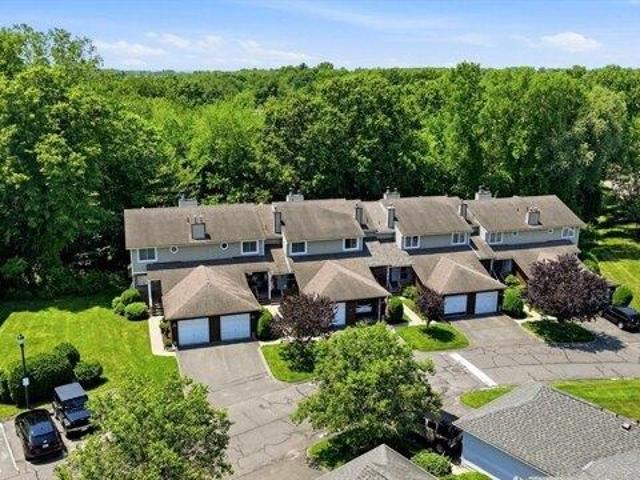 condo with 2 bedroom, Agawam MA ES105095793