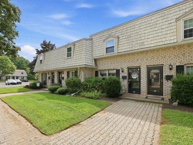 condo with 2 bedroom, Agawam MA ES105160236
