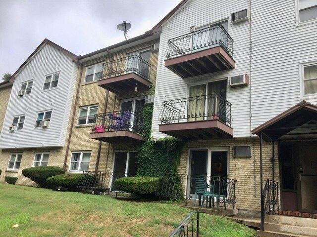 condo with 2 bedroom, Amesbury MA DLS101707040