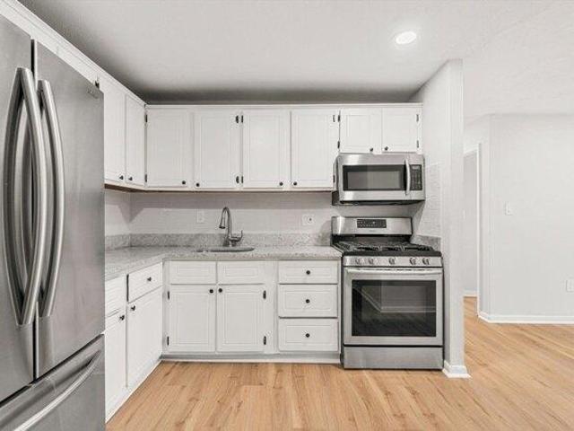 condo with 2 bedroom, Amesbury MA DLS102372253