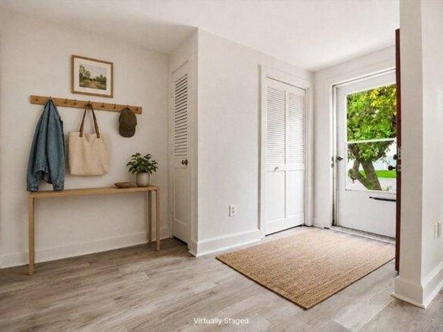 condo with 2 bedroom, Amesbury MA ES102922236