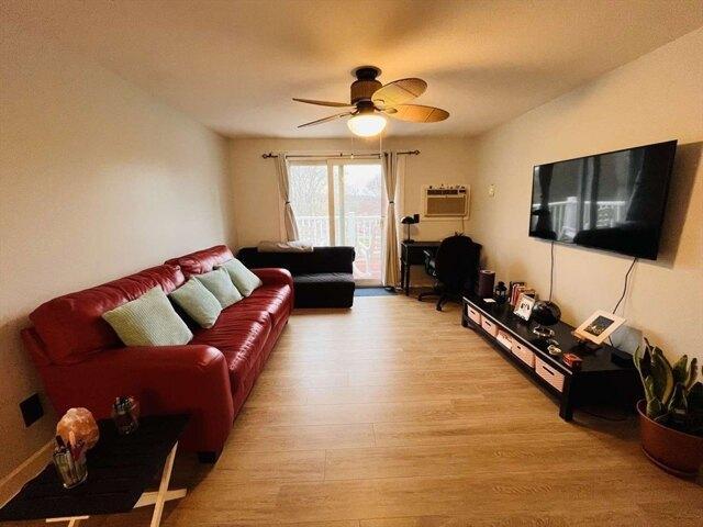 condo with 2 bedroom, Amesbury MA ES103931621