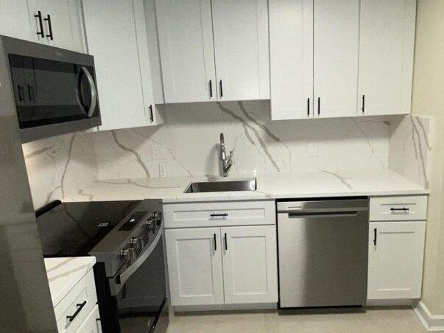 condo with 2 bedroom, Amesbury MA ES104833781