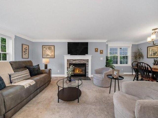 condo with 2 bedroom, Amesbury MA ES105041195