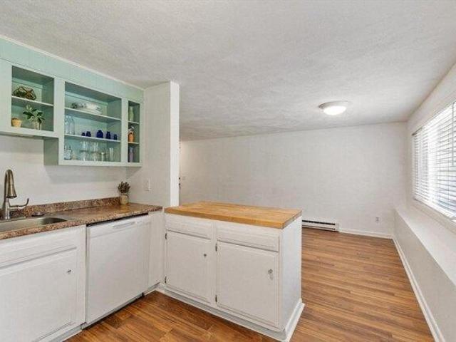 condo with 2 bedroom, Amesbury MA ES105058814