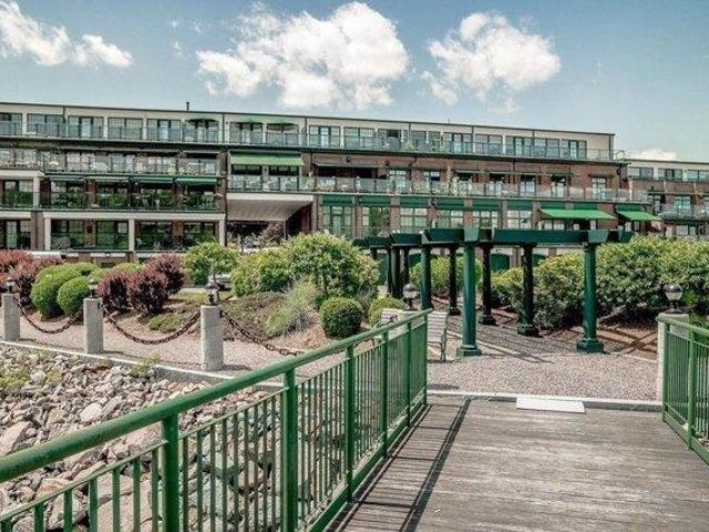 condo with 2 bedroom, Amesbury MA ES105202918
