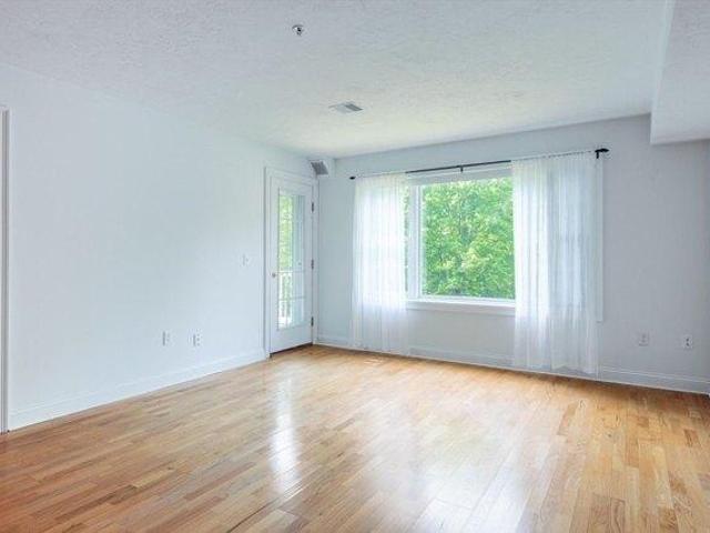 condo with 2 bedroom, Amherst MA DS103809989