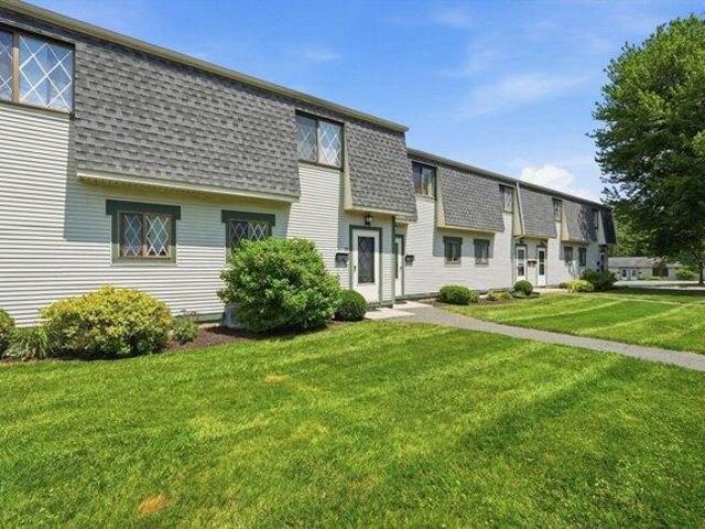 condo with 2 bedroom, Amherst MA ES104789781