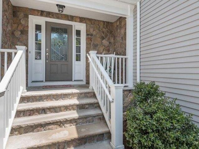 condo with 2 bedroom, Andover MA DS102562224