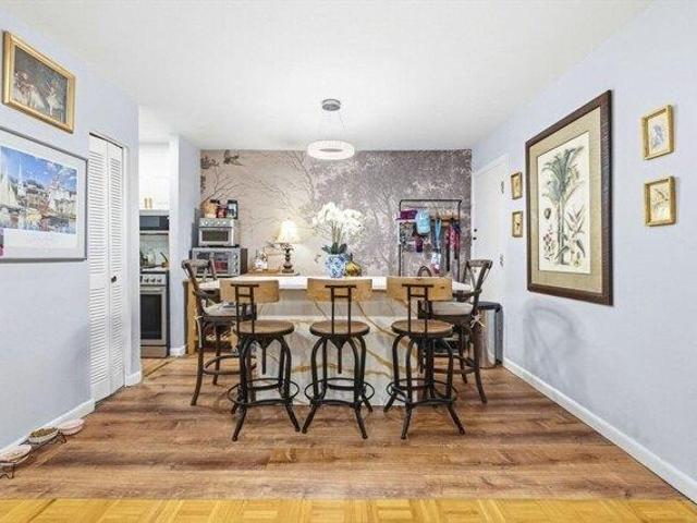 condo with 2 bedroom, Andover MA DS103436477