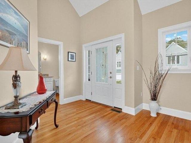condo with 2 bedroom, Andover MA ES104300139