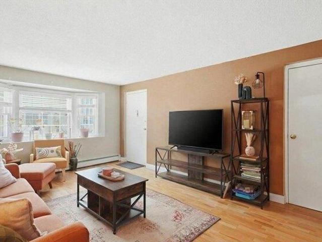 condo with 2 bedroom, Andover MA ES104757990