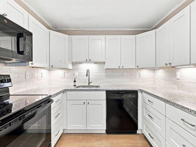 condo with 2 bedroom, Andover MA ES104789577
