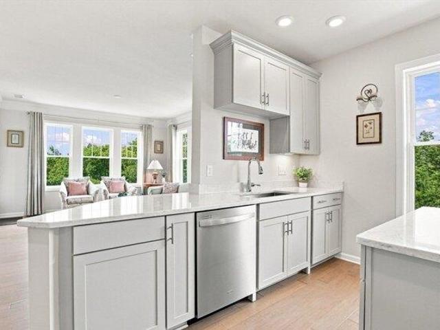 condo with 2 bedroom, Andover MA ES105233124