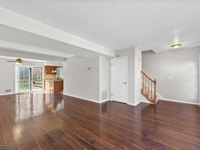 condo with 2 bedroom, Andover NJ DLS101707782