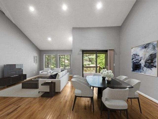 condo with 2 bedroom, Ashland MA ES105082263