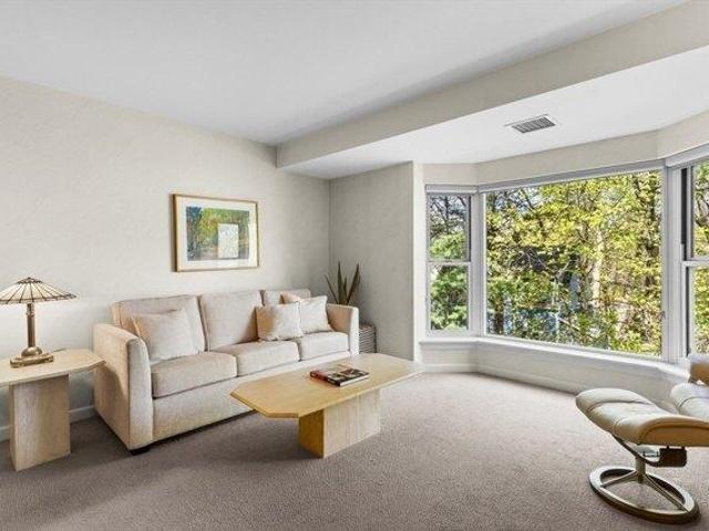 condo with 2 bedroom, Arlington MA DS102528754