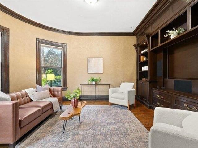 condo with 2 bedroom, Arlington MA DS103884973