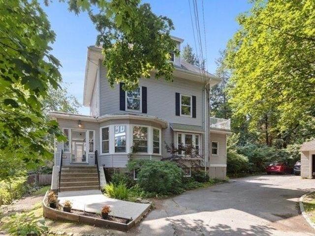 condo with 2 bedroom, Arlington MA ES104079175