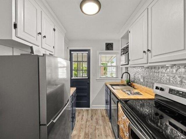 condo with 2 bedroom, Attleboro MA DLS103126377