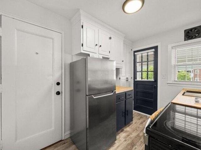 condo with 2 bedroom, Attleboro MA ES103126377