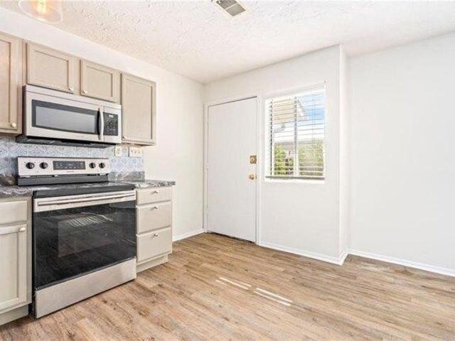 condo with 2 bedroom, Auburn AL ES104900098