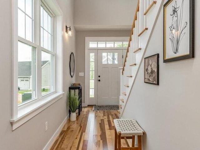 condo with 2 bedroom, Auburn NH ES104807438