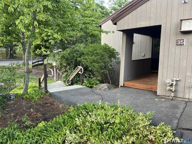 condo with 2 bedroom, Avon CT DS103965649
