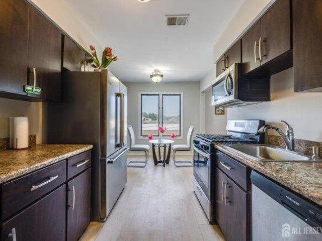 condo with 2 bedroom, Avenel NJ DS103437030