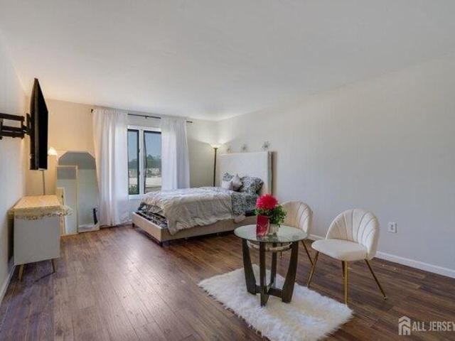 condo with 2 bedroom, Avenel NJ ES103437030