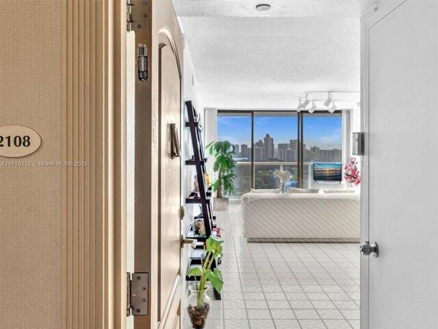 condo with 2 bedroom, Aventura FL DS88802726