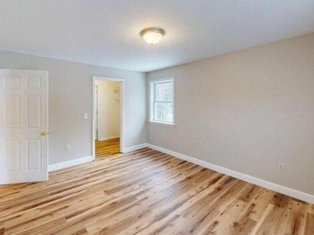 condo with 2 bedroom, Bangor ME DLS103125309