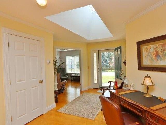 condo with 2 bedroom, Bangor ME DS102317282