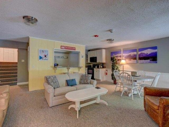 condo with 2 bedroom, Bartlett NH ES105114209