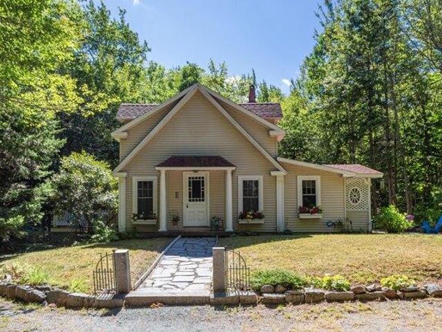 condo with 2 bedroom, Bar Harbor ME ES103436420