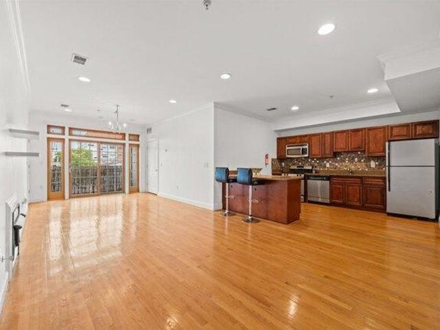 condo with 2 bedroom, Bayonne NJ DS104300095