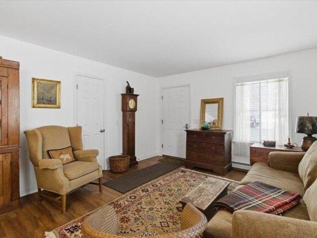 condo with 2 bedroom, Bennington VT ES103622135