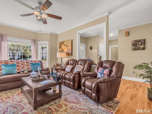 condo with 2 bedroom, Beacon Falls CT ES103101647