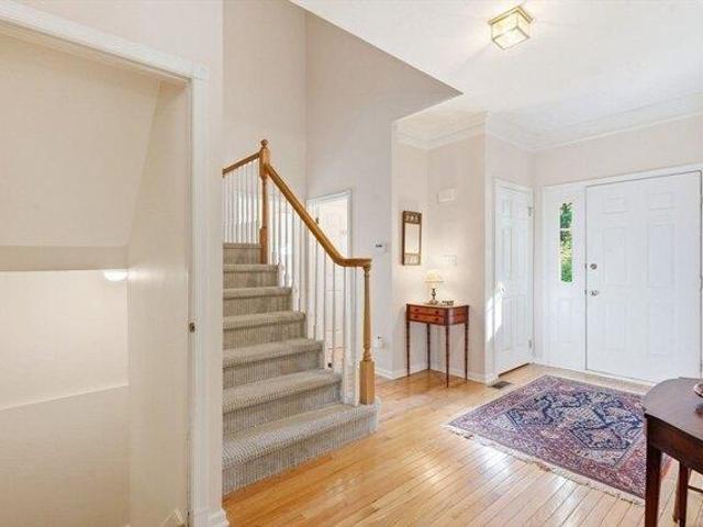 condo with 2 bedroom, Bedford MA ES105126597
