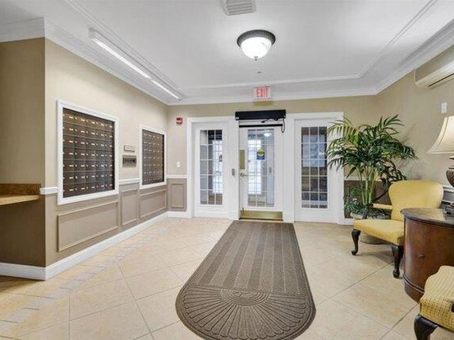 condo with 2 bedroom, Bedford NH DS102565028
