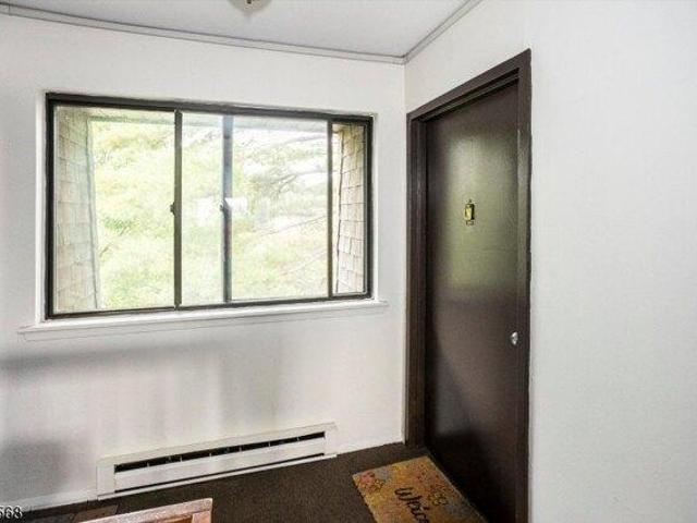condo with 2 bedroom, Belleville NJ ES104543628