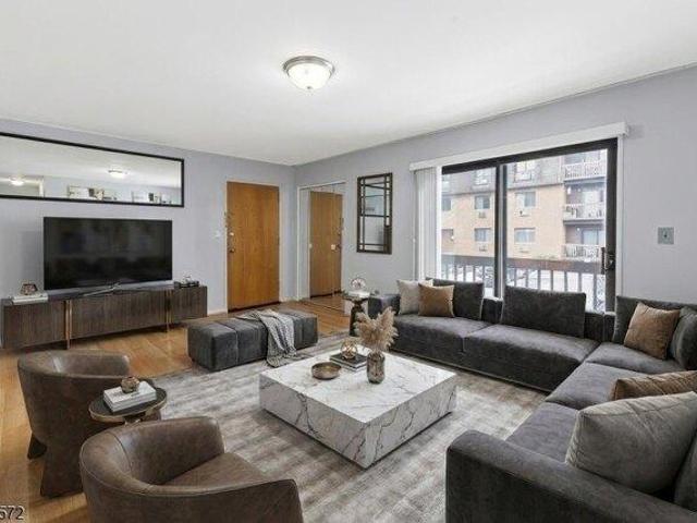 condo with 2 bedroom, Belleville NJ ES104852401