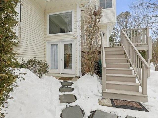 condo with 2 bedroom, Bellingham MA DLS102961302