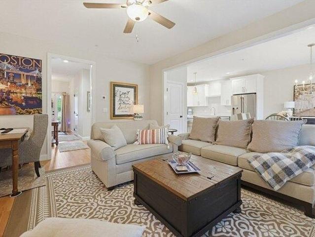 condo with 2 bedroom, Bellingham MA ES104543845
