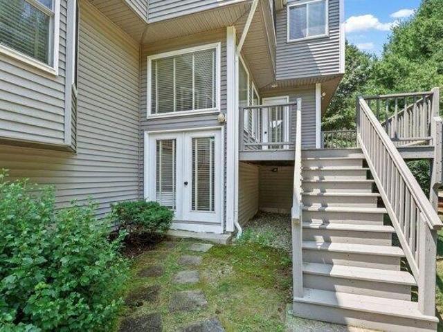 condo with 2 bedroom, Bellingham MA ES105143535