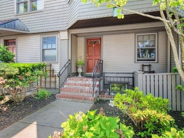 condo with 2 bedroom, Beverly MA DLS103017537