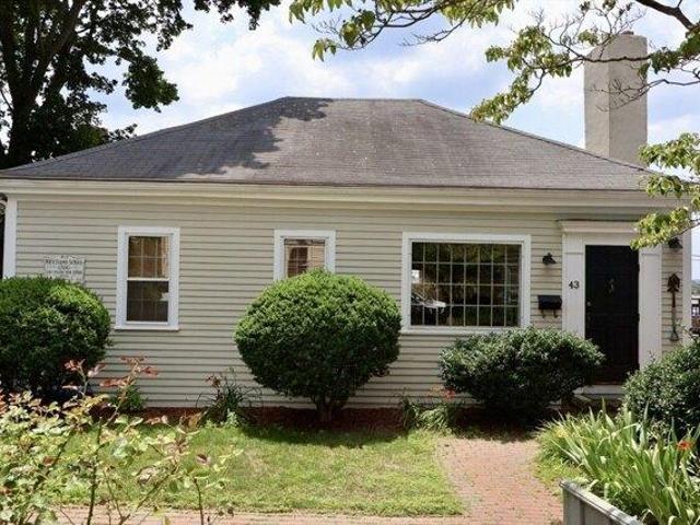 condo with 2 bedroom, Beverly MA DS104407656